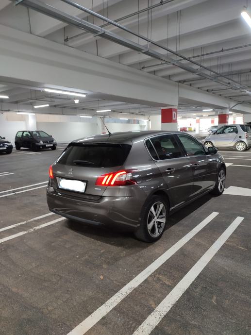 Peugeot 308 1,6 BlueHDi, 2016 god.