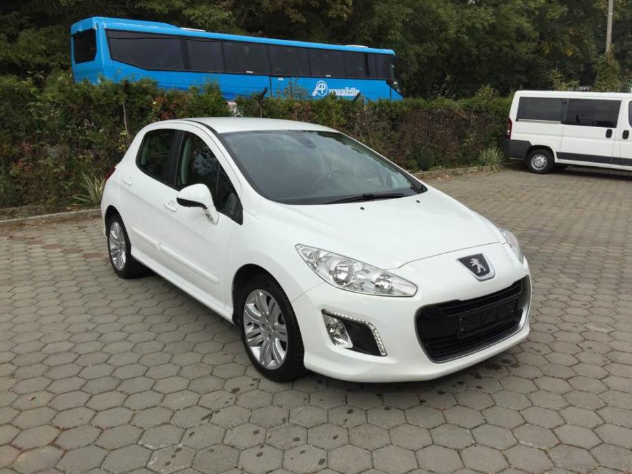 Peugeot 308 1,6 e-HDi, 2012 god.