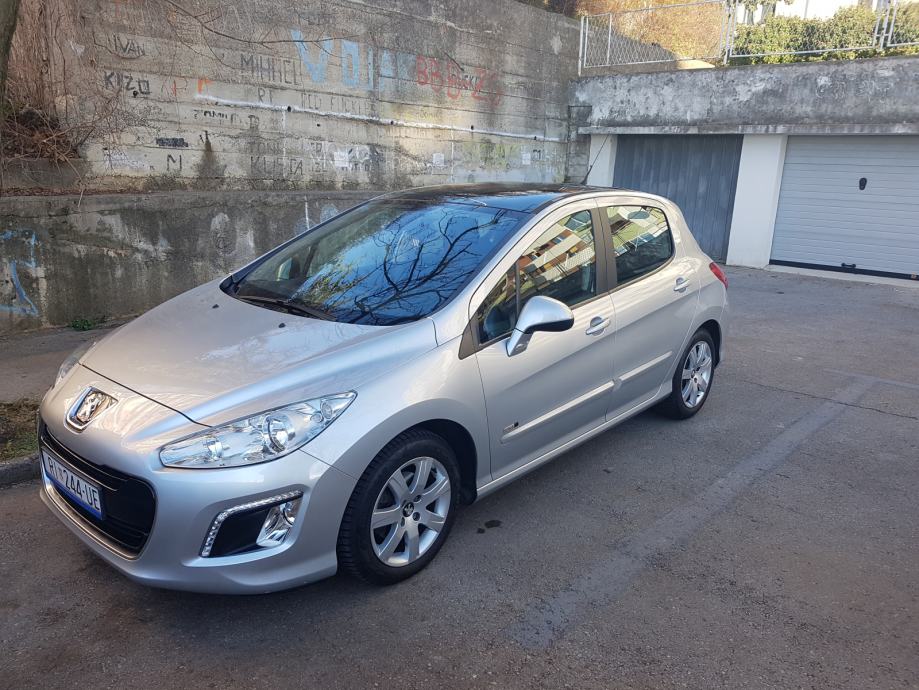 Peugeot 308 1,6 HDi, 2013 god.
