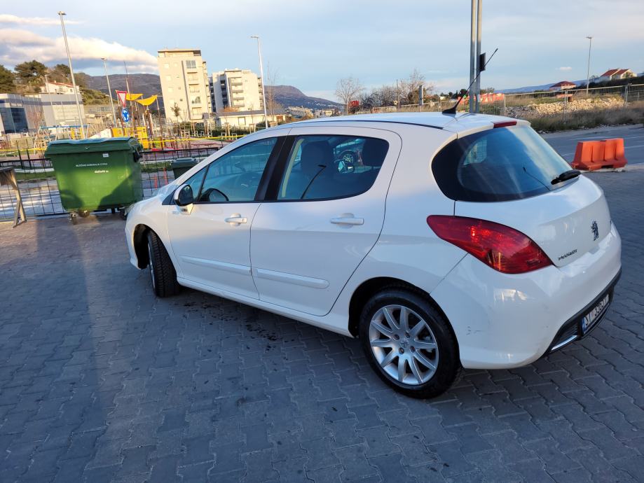 Peugeot 308 1,6 HDi, 2010 god.