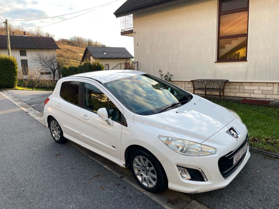 Peugeot 308 1,6 HDi, 2011 god.