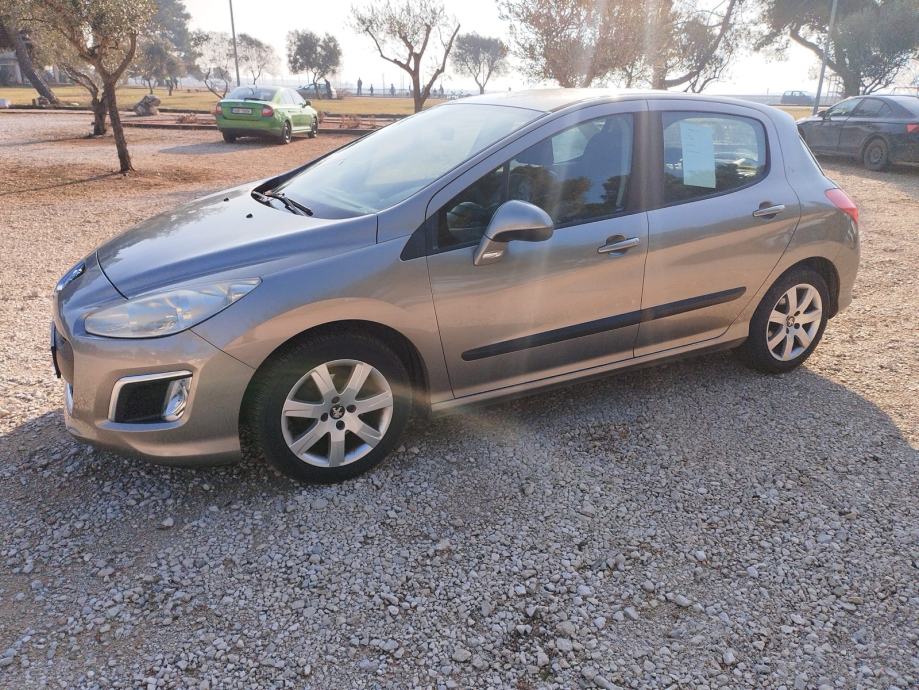 Peugeot 308 1,6 HDi, 2011 god.