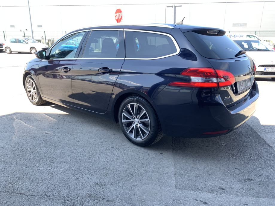 PEUGEOT 308 SW 1,2 ALLURE PureTech 130ks, 2015 god.