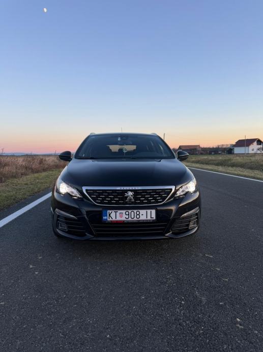 Peugeot 308 SW 1,5 BlueHDi automatik, 2020 god.