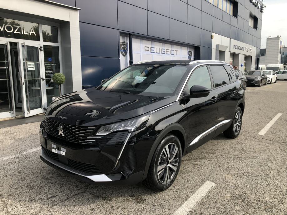 Peugeot 5008 ROADTRIP 1,5 BLUEHDI 130 EAT8-AUTOMATIC, 2022 god.