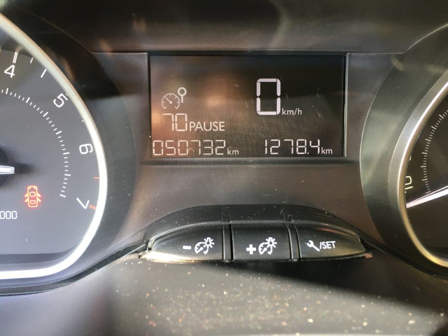 PEUGOT 2008, 2017 god.