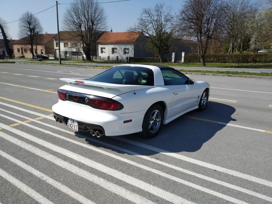 Pontiac Trans Am LS1 automatik, 1998 god.