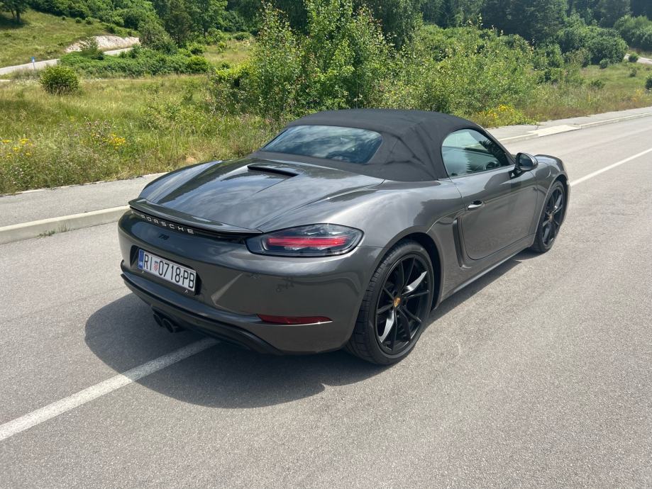 Porsche 718 Boxster PDK - Porsche Approved jamstvo, 2017 god.