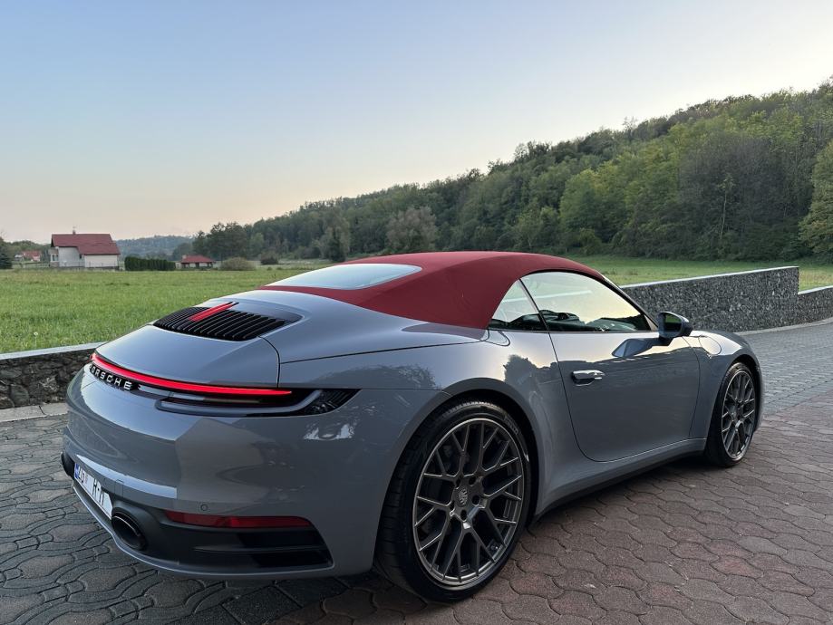 Porsche 911 SPORT CHRONO,LED MATRIX, 2023 god.