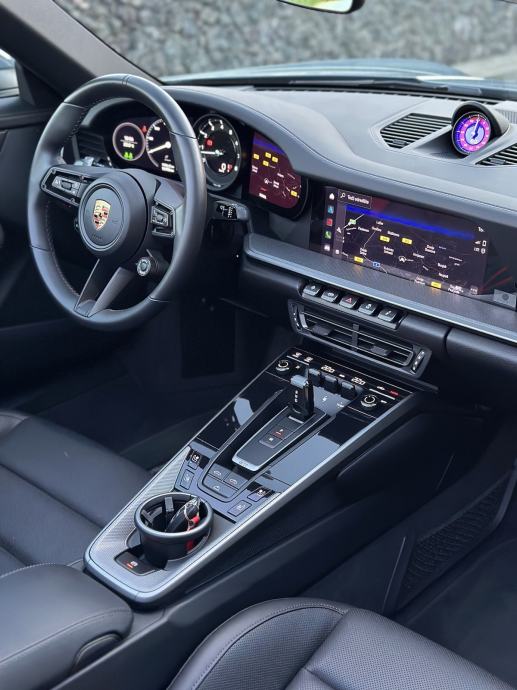 Porsche 911 SPORT CHRONO,LED MATRIX, 2023 god.