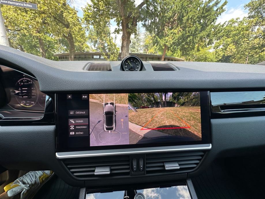 Porsche Cayenne coupe 3.0 Hybrid Tiptronic automatik, 2021 god.