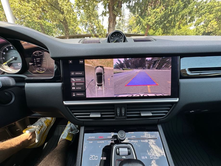 Porsche Cayenne coupe 3.0 Hybrid Tiptronic automatik, 2021 god.