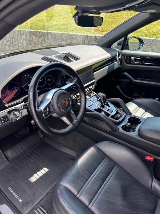 Porsche Cayenne coupe 3.0 Hybrid Tiptronic automatik, 2021 god.