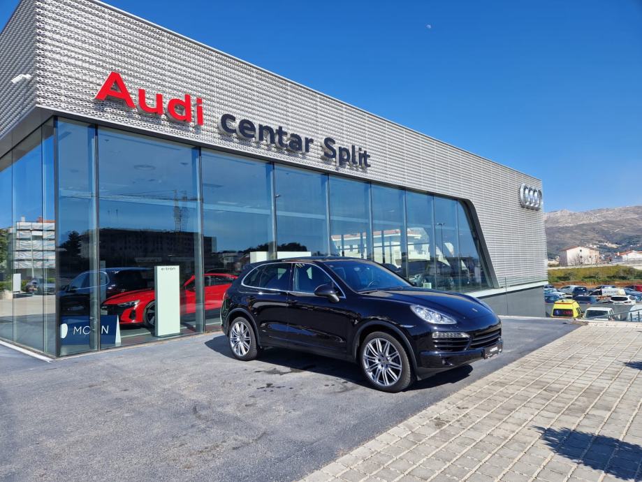 Porsche Cayenne 3,0 TDI *NAVI*TEMPOMAT*ZRAČNI OVJES*, 2012 god.