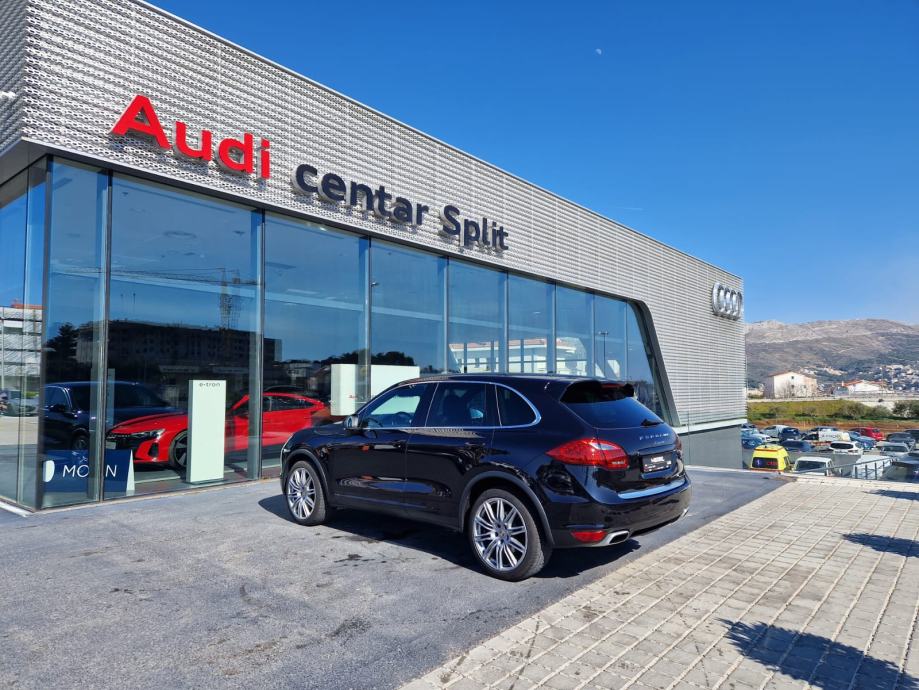 Porsche Cayenne 3,0 TDI *NAVI*TEMPOMAT*ZRAČNI OVJES*, 2012 god.