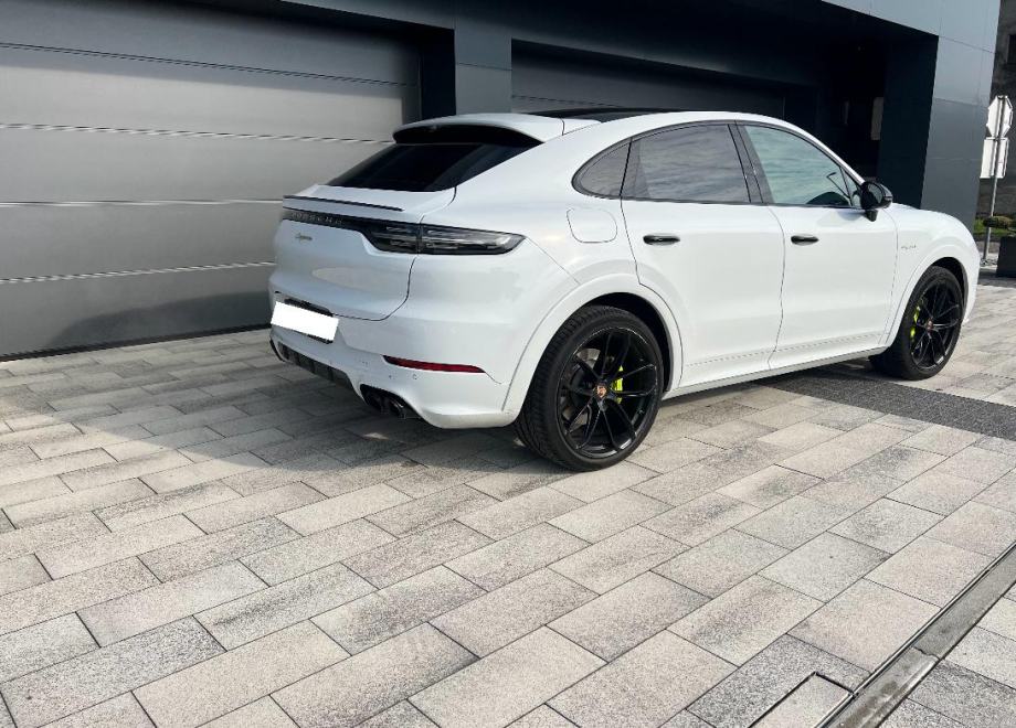 Porsche Cayenne 4x4, 2020 god.