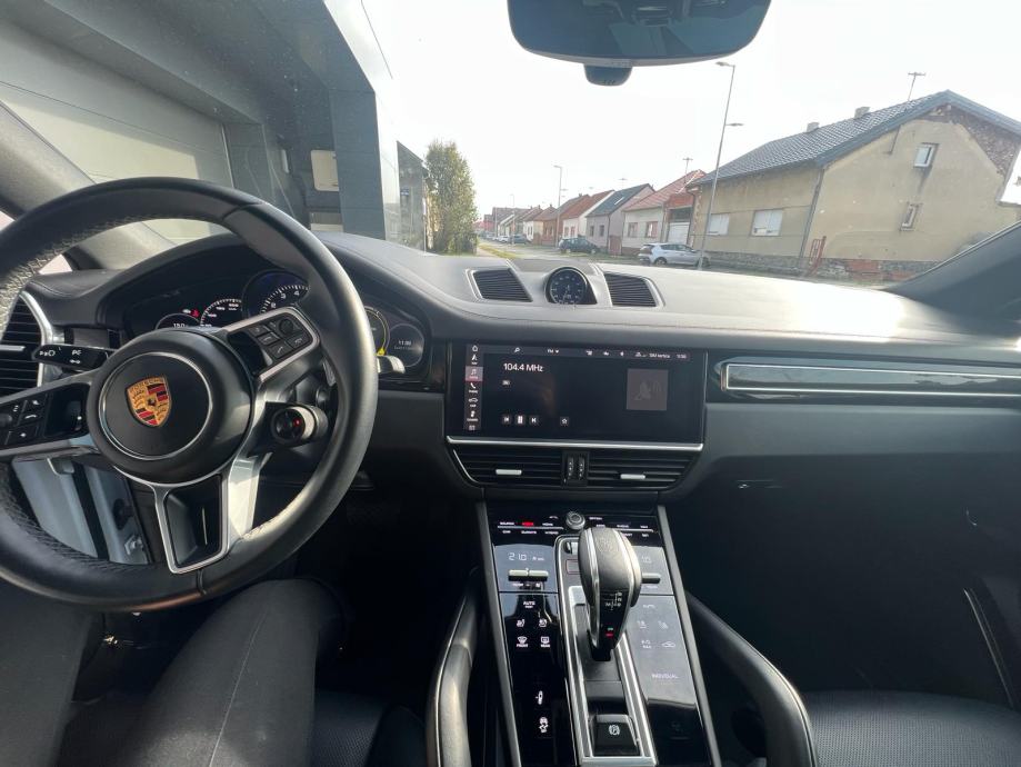 Porsche Cayenne 4x4, 2020 god.