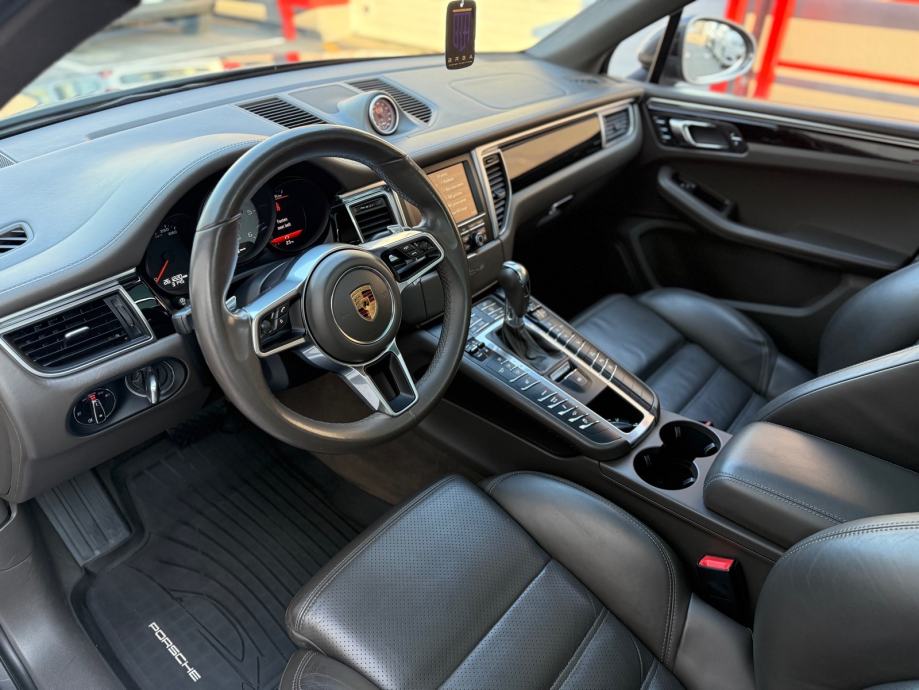 Porsche Macan 3,0 diesel GTS paket, 2015 god.