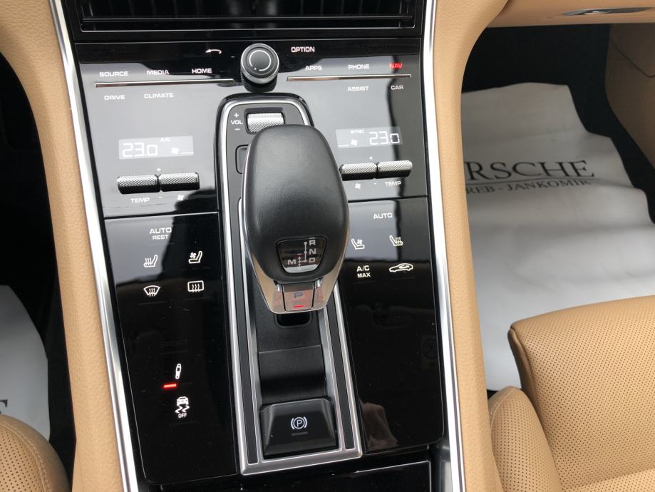 Porsche Panamera 4S Diesel (SPORTCHRONO, 360 SUSTAV KAMERA), 2017 god.