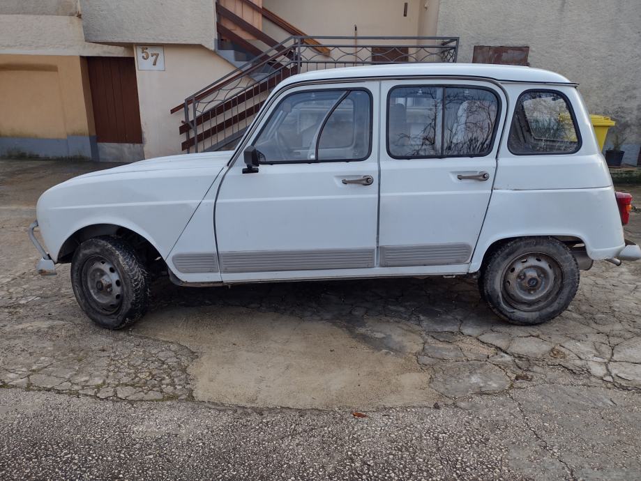Renault 4 GTL, 1990 god.