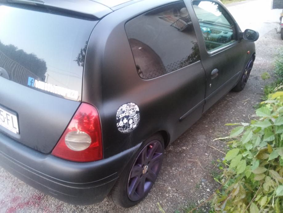Renault Clio CRNi Matt, 2000 god.