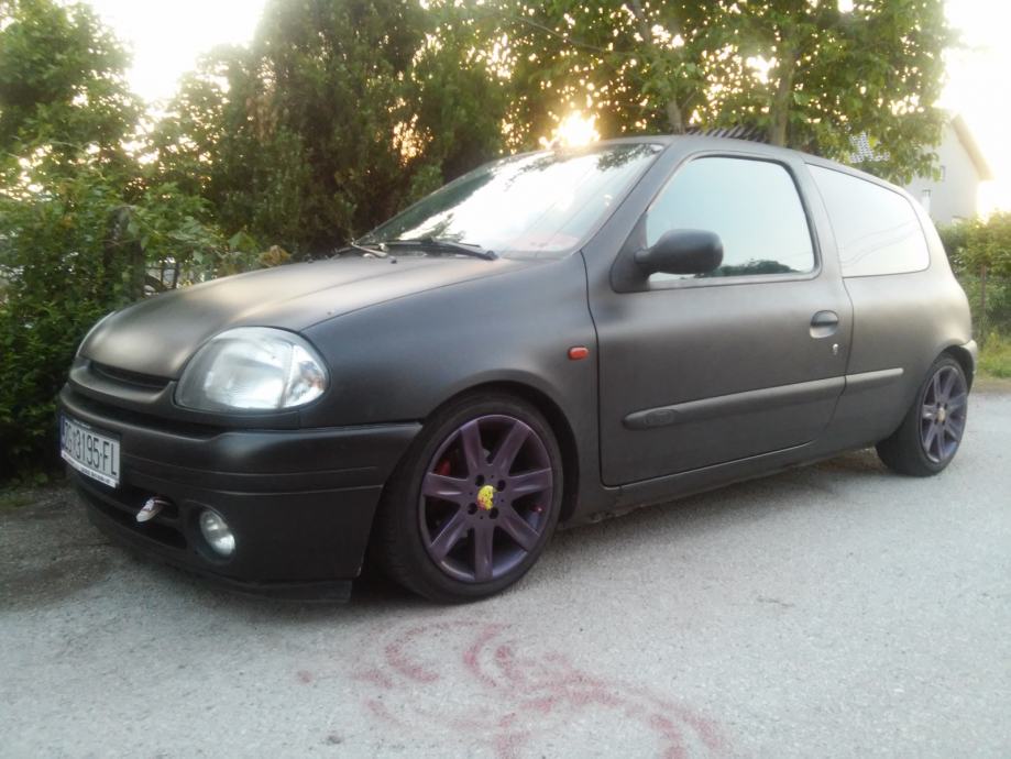 Renault Clio CRNi Matt, 2000 god.