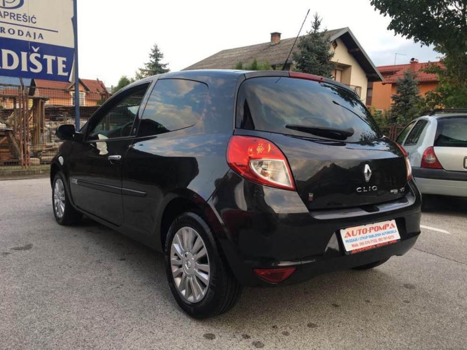 Renault Clio 1,5 dCi - EXPRESSION - ICE WATCH paket opreme!, 2012 god.