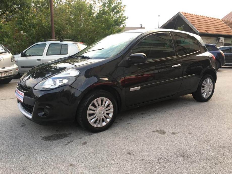 Renault Clio 1,5 dCi - EXPRESSION - ICE WATCH paket opreme!, 2012 god.