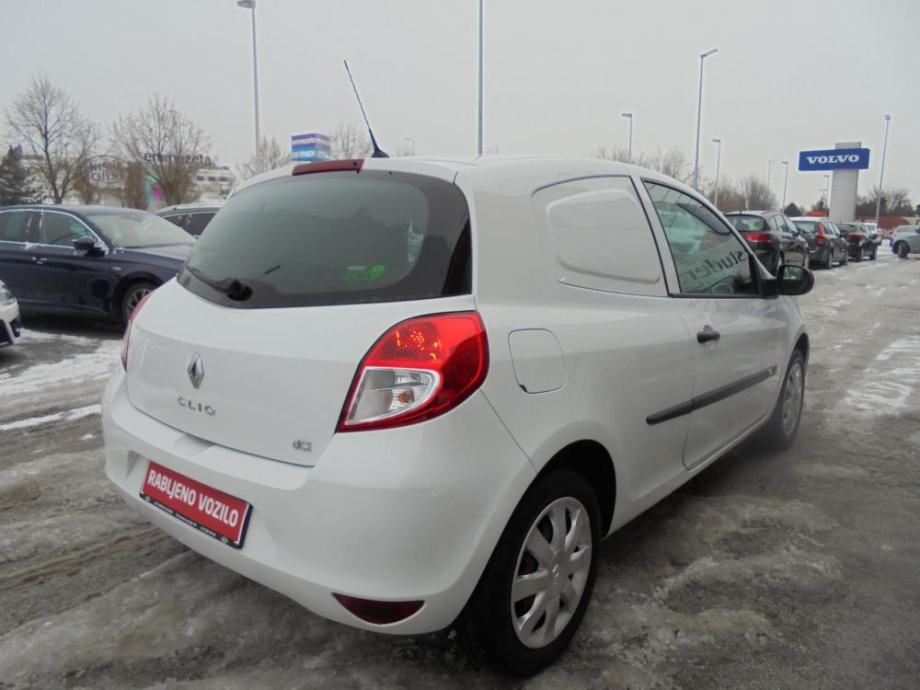 Renault Clio 1.5 DCI SERVISER AUTHENTIQUE (N1), 2012 god.