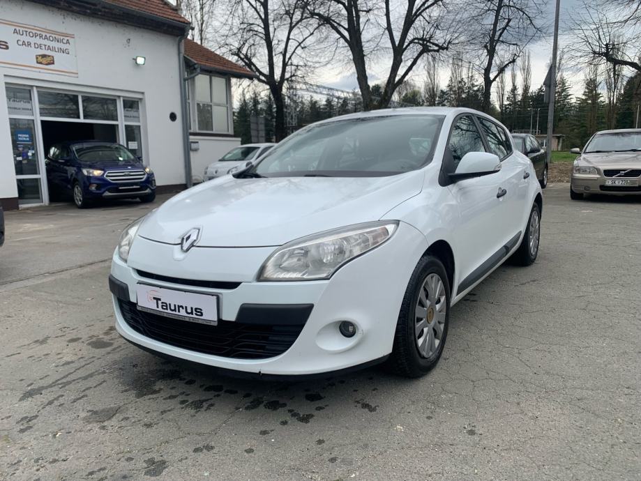 Renault Megane 1,5 dCi rg.8/2023 KLIMA VELIKI SERVIS kartice/rate, 2010 ...