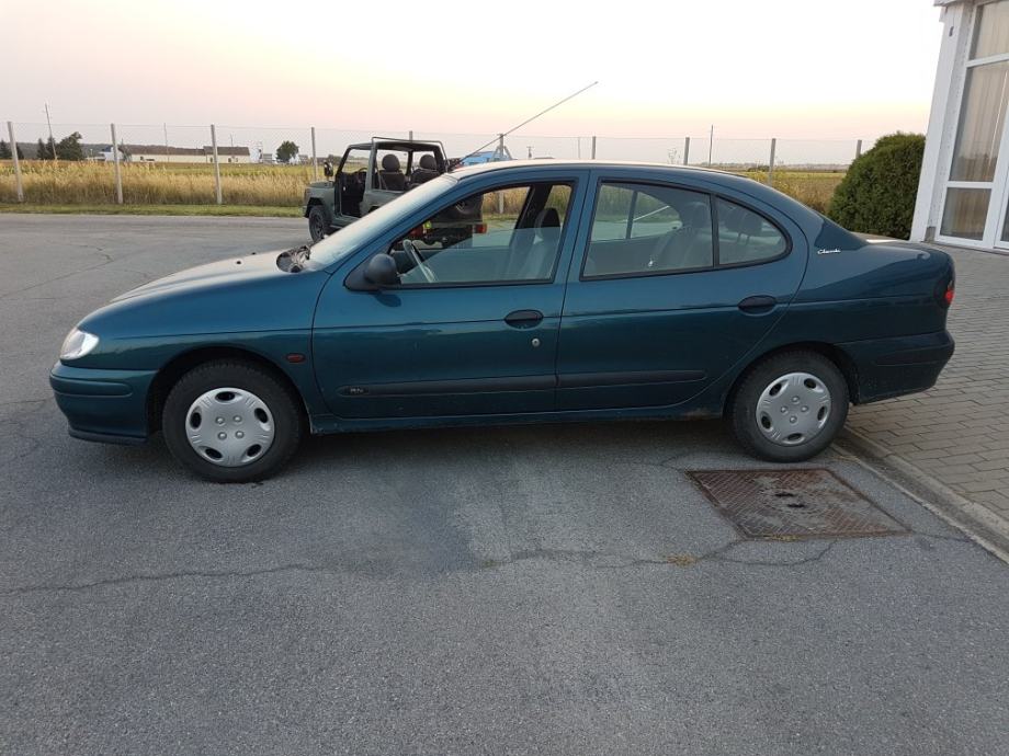 Renault Megane Classic Classic 1,4 e, 1998 god.