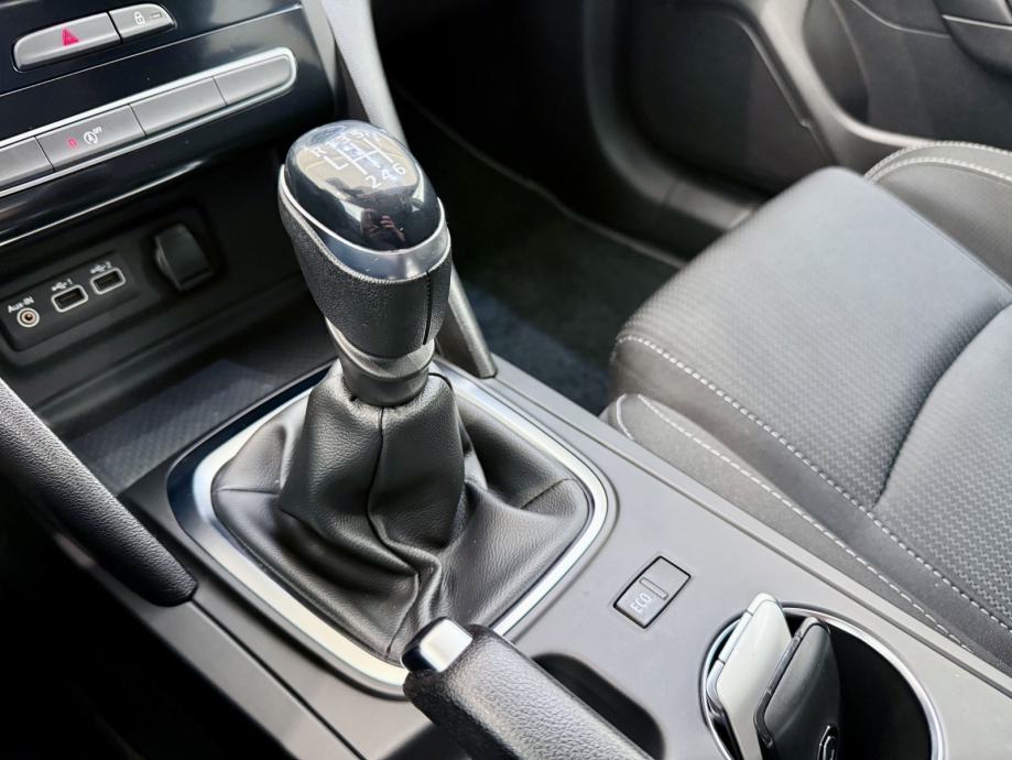 Renault Megane GT dCi 115 | LED | NAVI | VIRTUAL | PDC | JAMSTVO ...