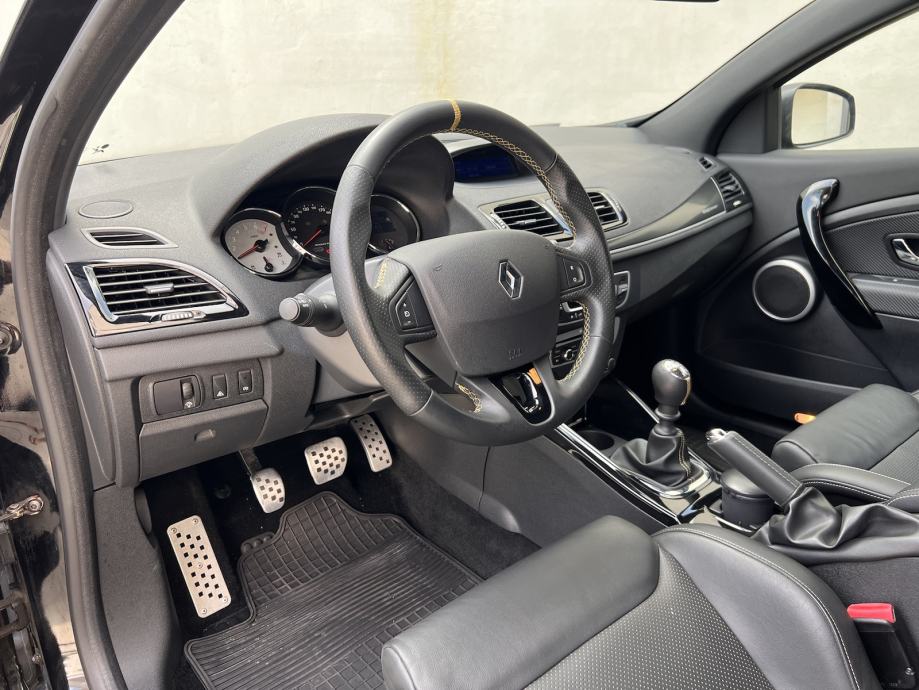 Renault Megane RS 265 CUP ***RECARO, Brembo, RS monitor, 1. lak ...