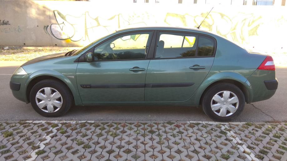 Renault Megane II Sedan 1.4 16 V, prvi vlasnik, 2005 god.