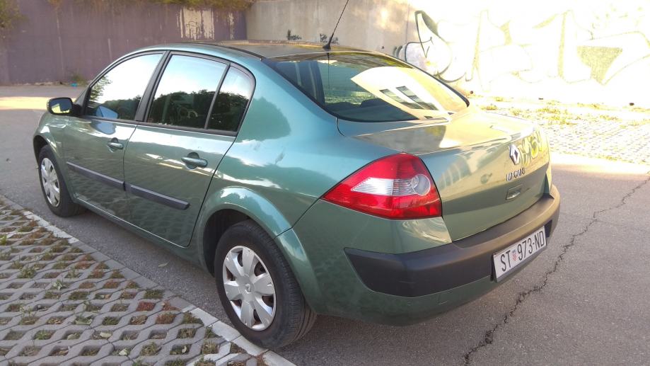Renault Megane II Sedan 1.4 16 V, prvi vlasnik, 2005 god.