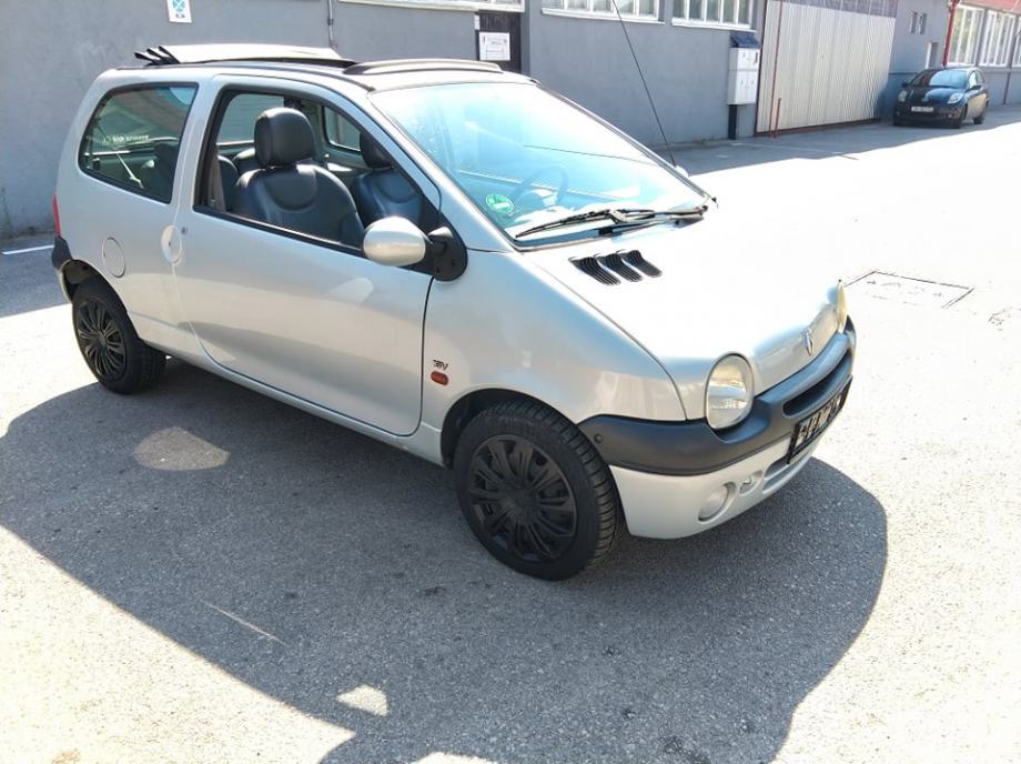 Renault Twingo 1,2 16V INITIALE FULL OPREMA AUTOMATIK KOŽA PANORAMA ...