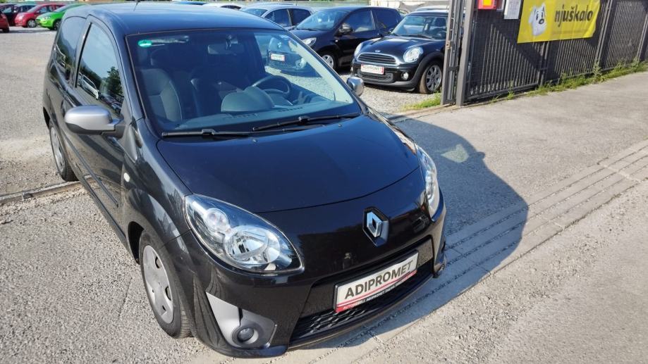 Renault Twingo 1,2 16V NIGHT & DAY / REG 1 GOD !!, 2012 god.