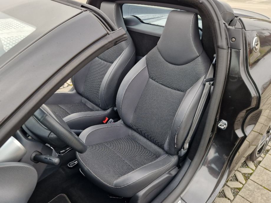 RENAULT WIND 1.2 TCe DINAMIQUE CABRIO - SERVIS-NOVE GUME-REG.07/2024., 2010 god.