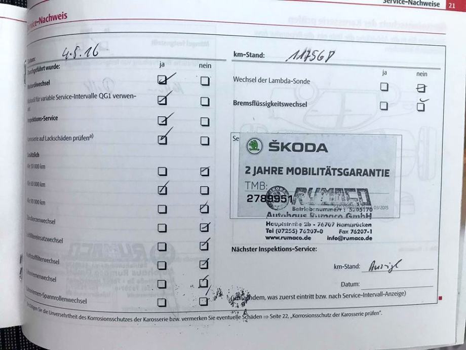 Škoda Octavia 1.6 TDI *Servisna knjiga Škoda servis* *1.vlasnik*, 2009 god.