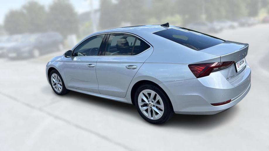 SKODA OCTAVIA 2024 • PREMIUM jamstvo • AutoZubak Rabljena, 2024 god.
