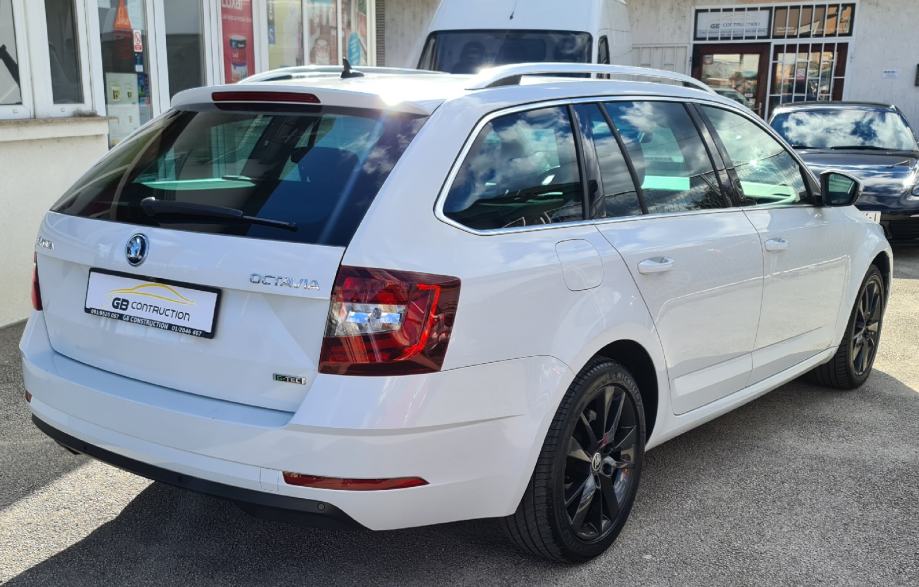Škoda Octavia Combi 1.5 TSI,AUTOMATIK,DSG,PLIN CNG,PANORAMA,NAVIGACIJA ...
