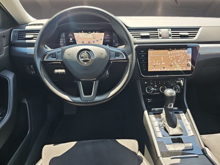 Škoda Superb Combi 2,0 TDI DSG, ALCANTARA, VIRTUAL COCKPIT, KEYLESS GO ...