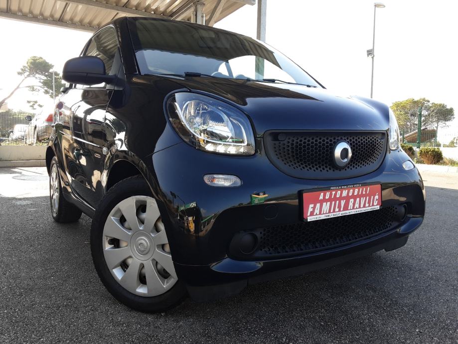 Smart 1.0 fortwo Passion*2015g*Novi model*, 2015 god.