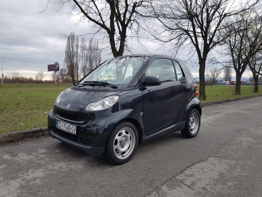 Smart fortwo coupe 451 dizel 2009. 4200€ !, 2009 god.