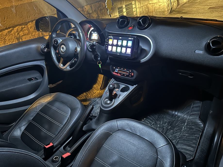 Smart 453 fortwo coupe, 2016 god.