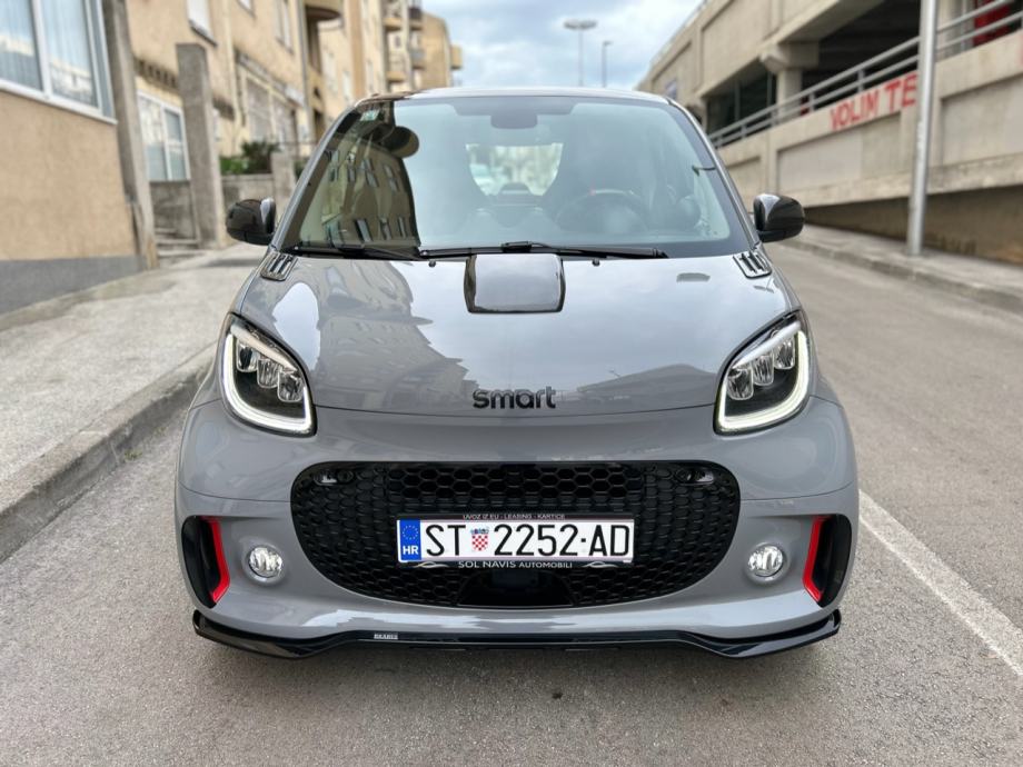 Smart BRABUS EDITION ONE (CARBON PAKET)+NAJOPREMLJENIJI U HR (leasing ...