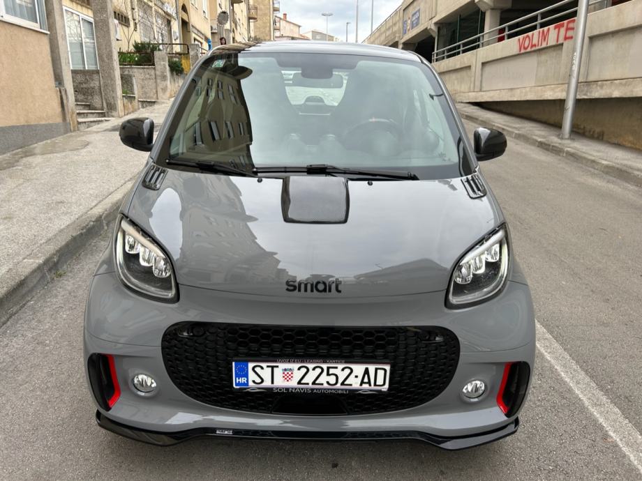 Smart BRABUS EDITION ONE (CARBON PAKET)+NAJOPREMLJENIJI U HR (leasing ...