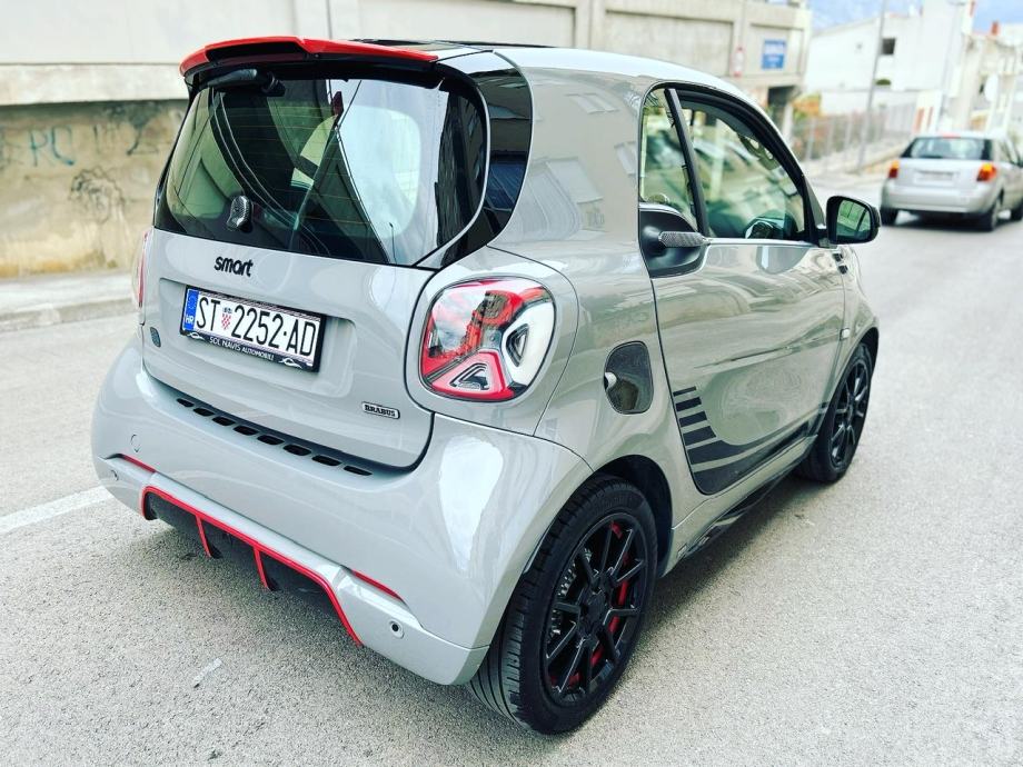 Smart BRABUS EDITION ONE (CARBON PAKET)+NAJOPREMLJENIJI U HR (leasing ...