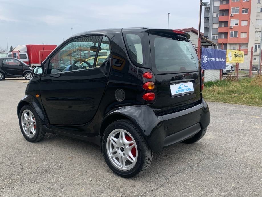 Smart cdi automatic * rezerviran **, 2003 god.