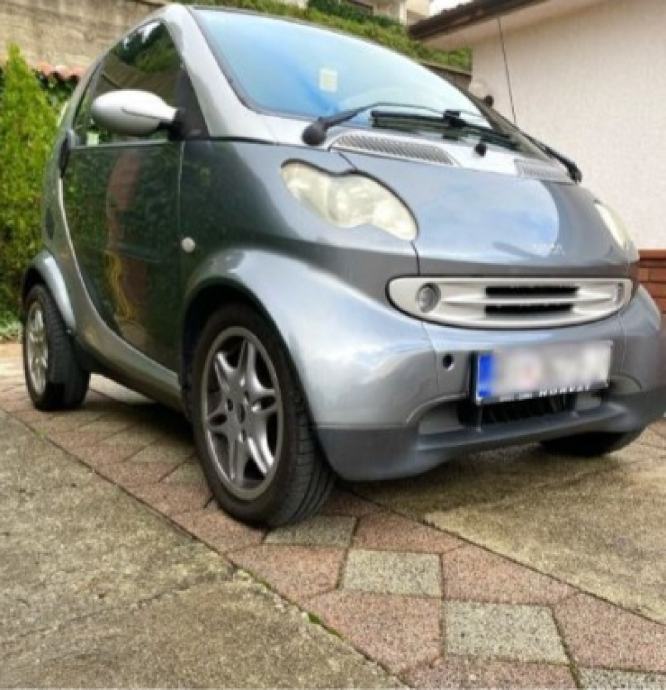 Smart EQ fortwo 06, 2002 god.